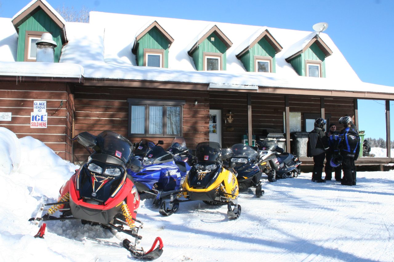 Snowmobile/ATV - Camp La Lucarne